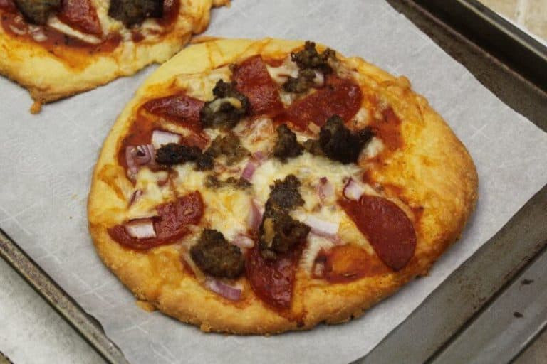 Low Carb Mini Pizzas from Scratch - Tiny Kitchen Divas